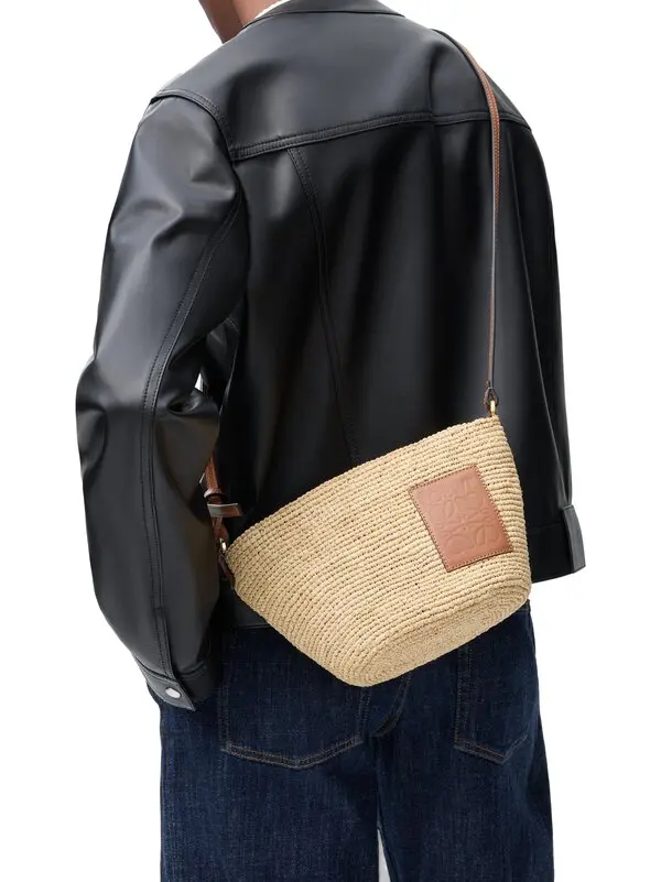 Loewe Slit Pochette Bag In Raffia And Leather - Natural/tan