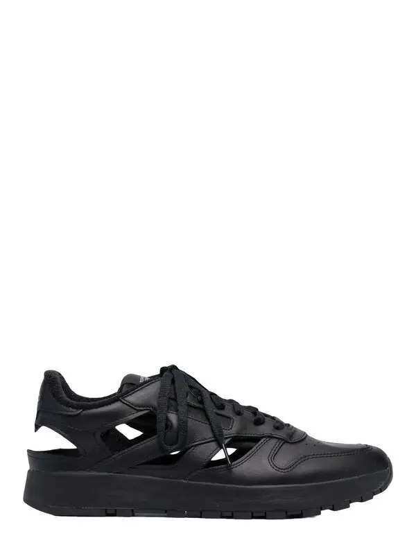 MAISON MARGIELA X Reebok Classic Leather Tabi Decortique Sneakers - Black