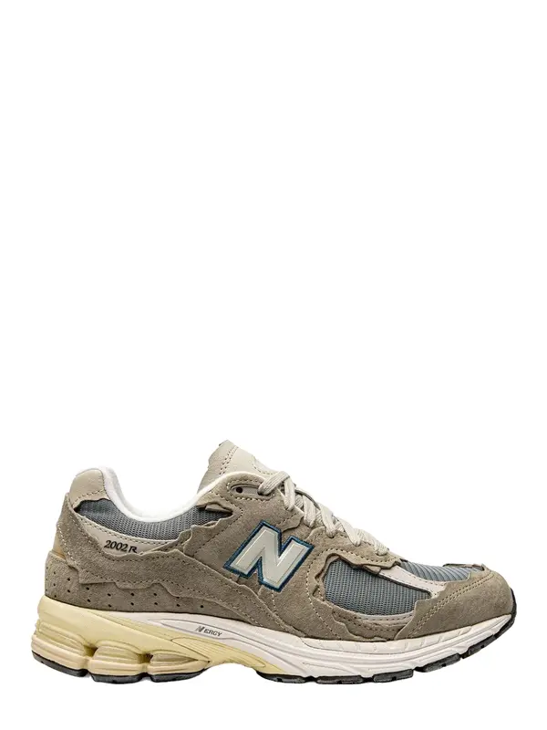 NEW BALANCE 2002r Protection Pack Sneakers - Grey