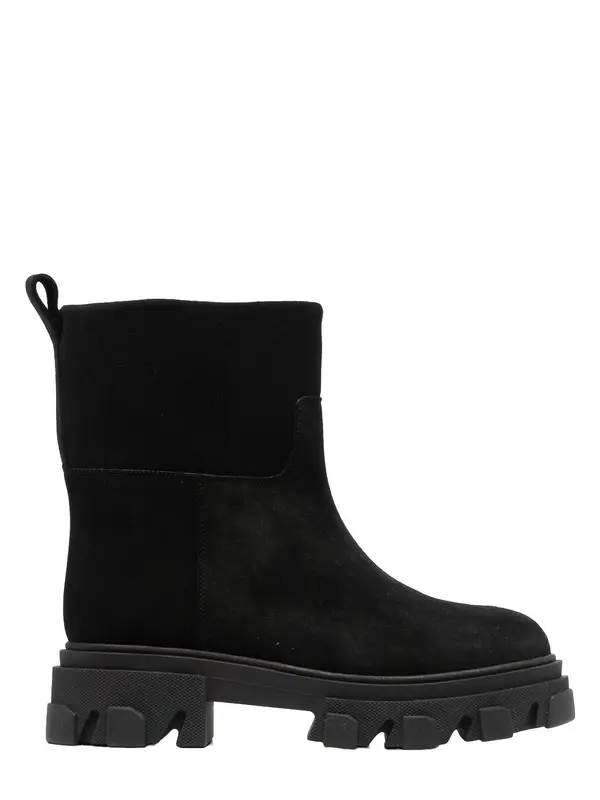 GIABORGHINI Lug-sole Ankle Boots - Black