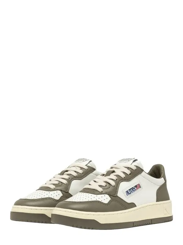 AUTRY Medalist Low Sneakers - White/ Green