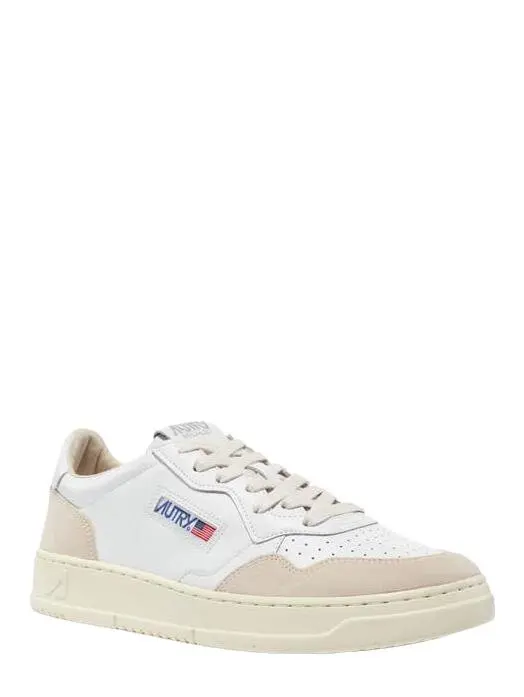 AUTRY Medalist Low Top Sneakers - White W/white