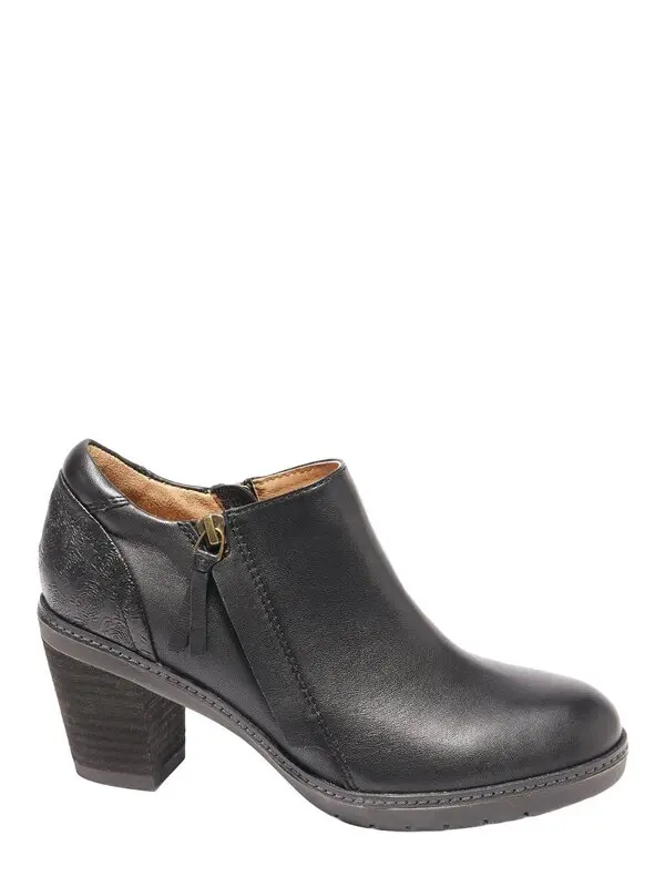 HALSA FOOTWEAR Rylee Leather Bootie - Black