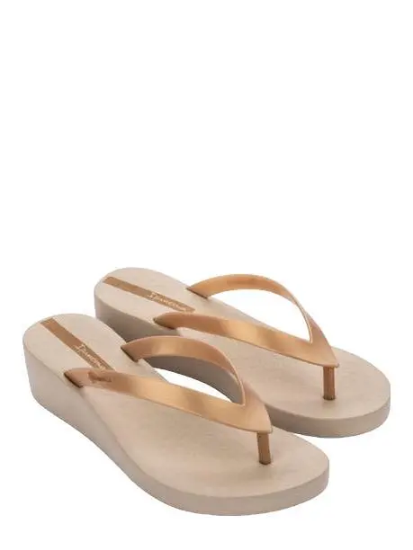 Ipanema Selfie Wedge Flip Flop - Beige/ Gold