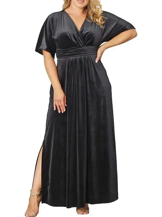 KIYONNA Verona Velvet Gown - Onyx