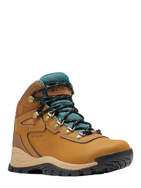 Columbia Newton Ridge Plus Hiking Boots - Tan