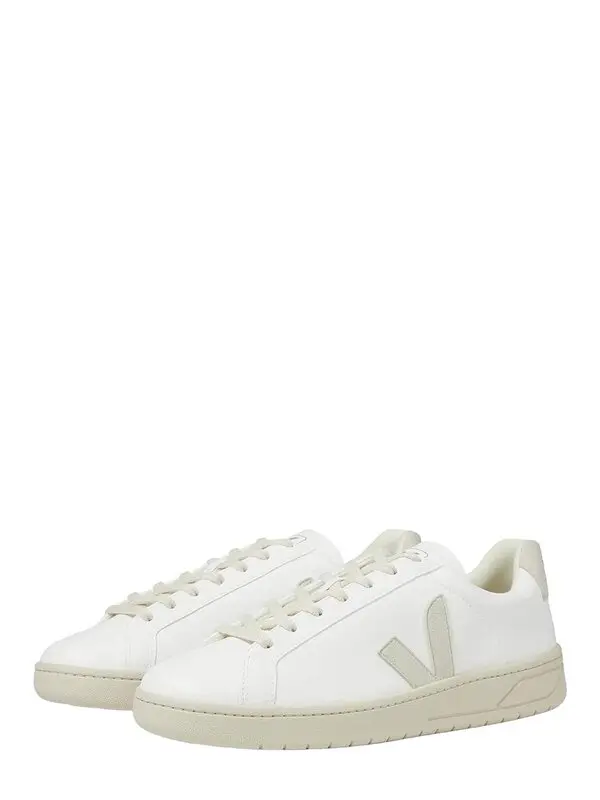 VEJA Urca Sneakers - White