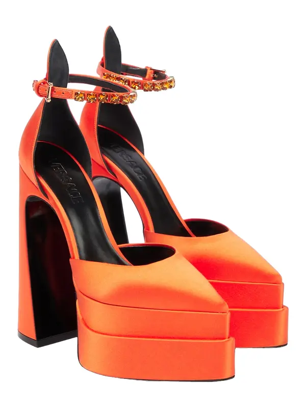 Versace Aevitas Pointy Platform Pumps - Orange