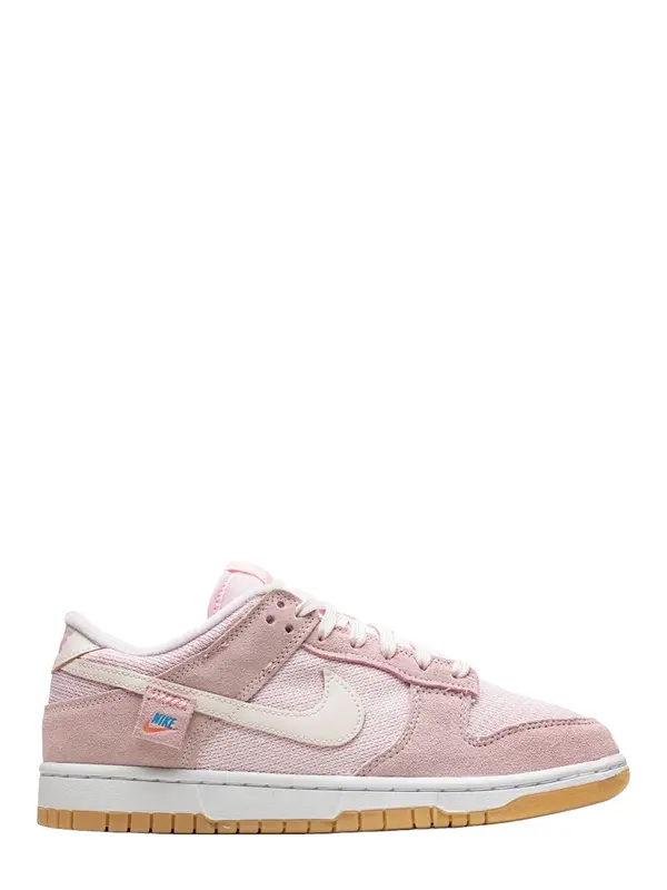 Nike Dunk Low Se Teddy Bear Sneakers - Pink