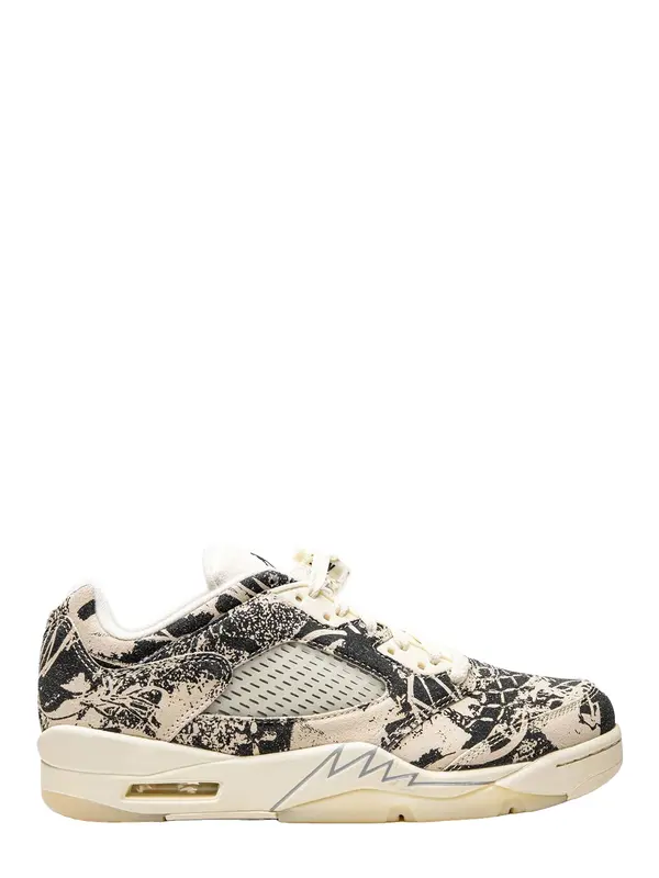 JORDAN Air Low Expression Sneakers - Neutrals