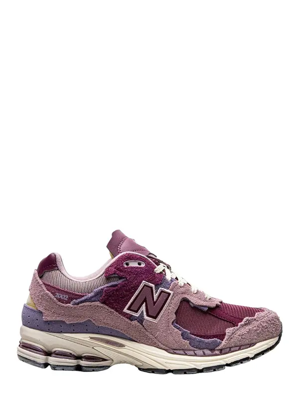 NEW BALANCE 2002r Protection Pack Sneakers - Pink