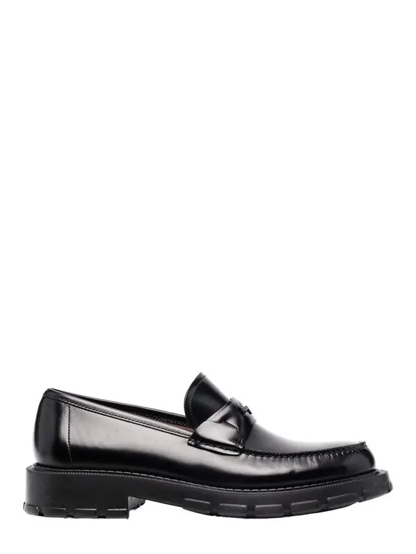 FERRAGAMO Embossed Logo Leather Loafers - Black
