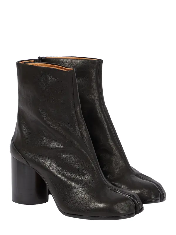 MAISON MARGIELA Tabi Ankle Boots - Black