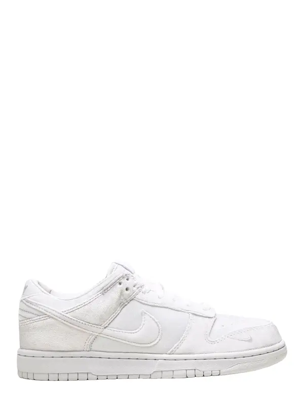 Nike X Dover Street Market Dunk Low Triple Velvet Sneakers - White