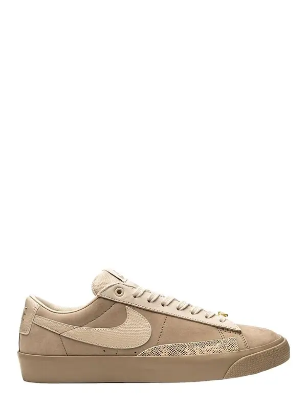 Nike X Fpar Sb Blazer Low Tan Sneakers - Neutrals