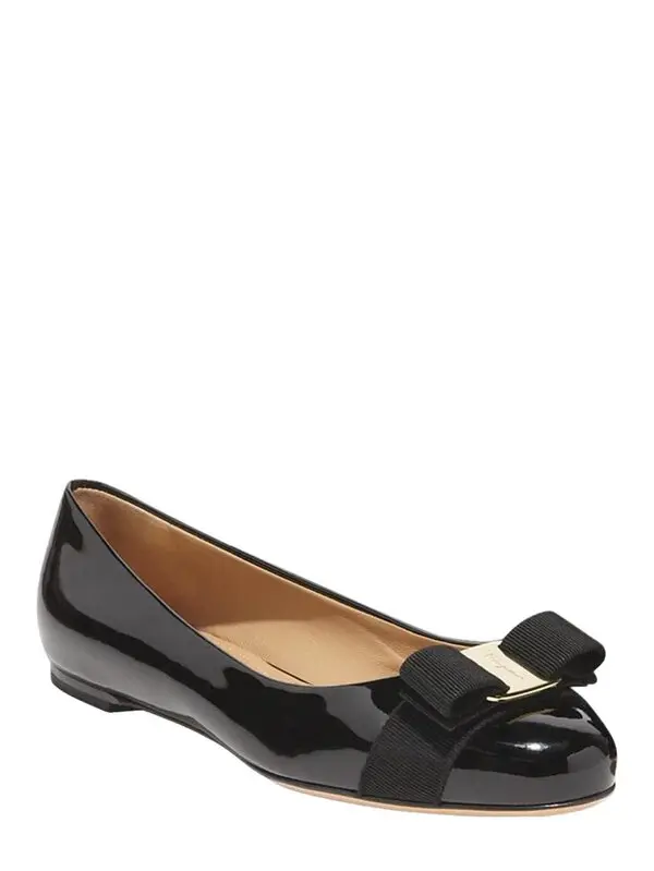 FERRAGAMO Varina Patent Leather Ballerina Flats - Nero