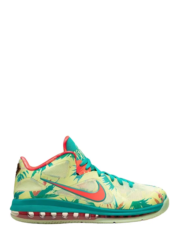 Nike Lebron Low Lebronald Palmer Sneakers - Green