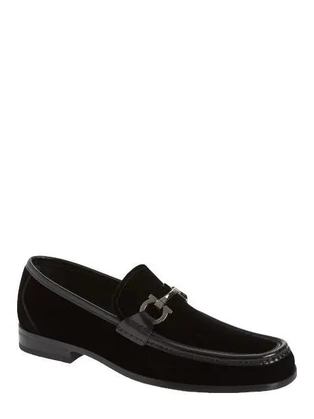 FERRAGAMO Gandioso Moccasin With Gancio Ornament - Black Suede