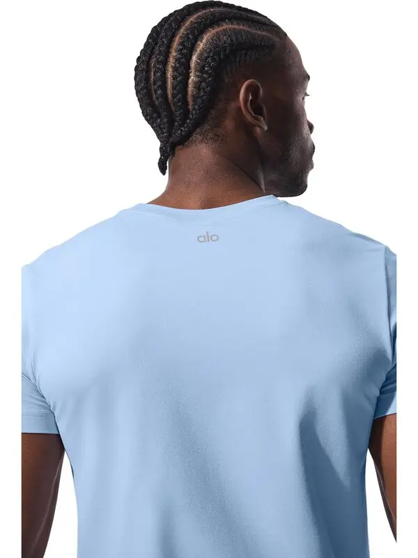 Alo Yoga Conquer Reform Crewneck Short Sleeve Top - Seashell Blue