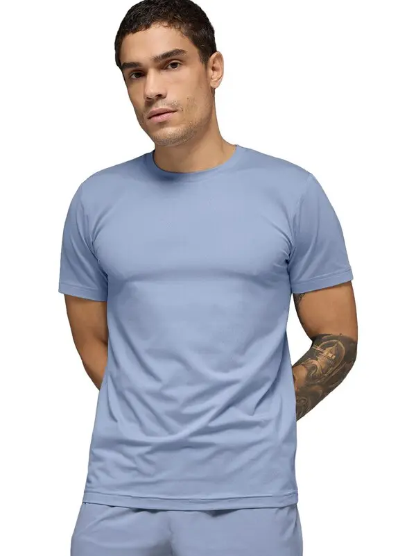 Alo Yoga Conquer Reform Crewneck Short Sleeve Top - Winter Frost