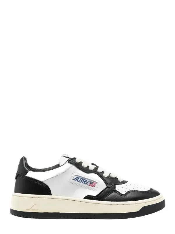 AUTRY Medalist Leather Sneakers - Black