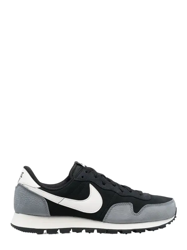 Nike Pegasus 83 Low-top Sneakers - Black