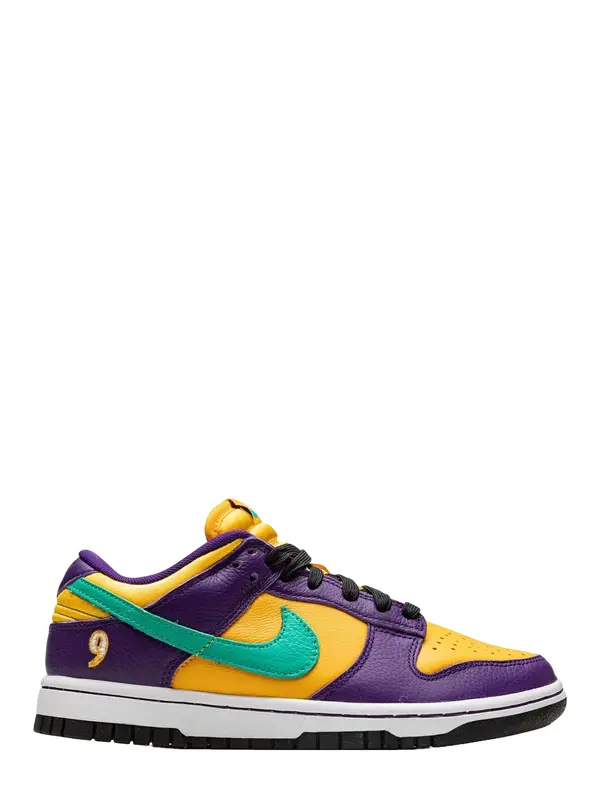 Nike Dunk Low Lisa Leslie Sneakers - Yellow