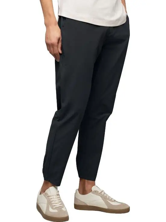 CUTS Ao Slim Fit Performance Joggers - Obsidian