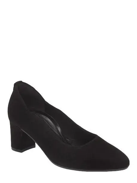 Gabor Scalloped Leather Pumps - Black