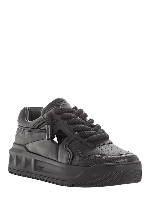 Valentino Garavani One Stud Xl Low-top Sneakers - Black