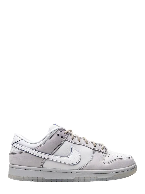 Nike Dunk Low Sneakers - Grey