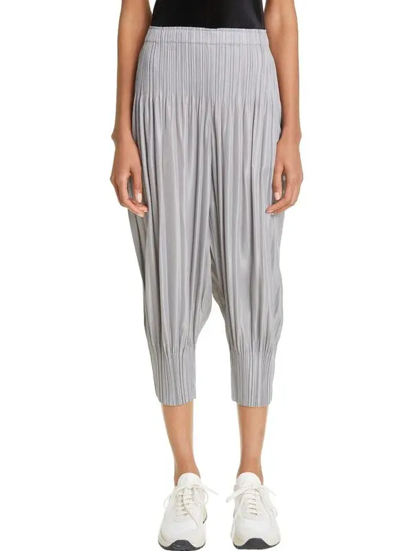 Issey Miyake Basics Cropped Pants - Cool Grey