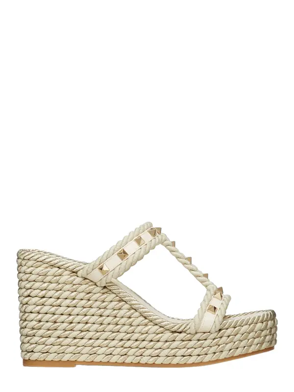 Valentino Garavani Rockstud Torchon 90mm Wedge Sandals - Neutrals