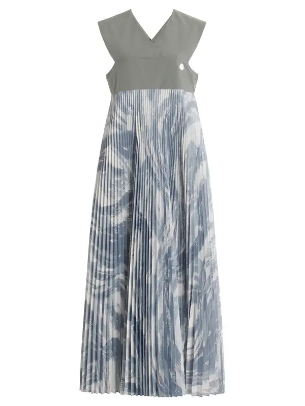 Moncler 4 Hyke Plisse Maxi Dress - Grey