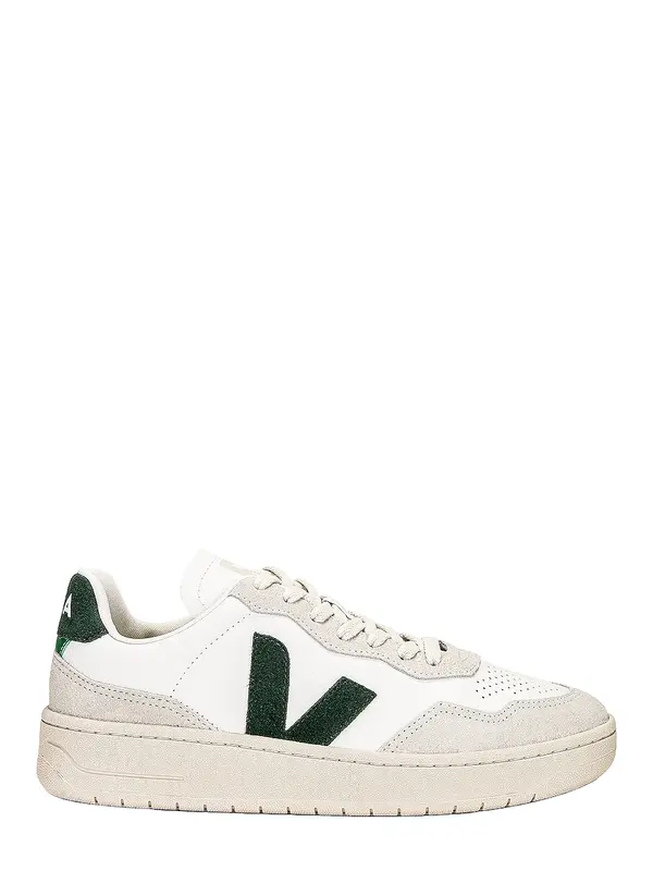 VEJA V-90 Sneaker - Extra White & Cyprus