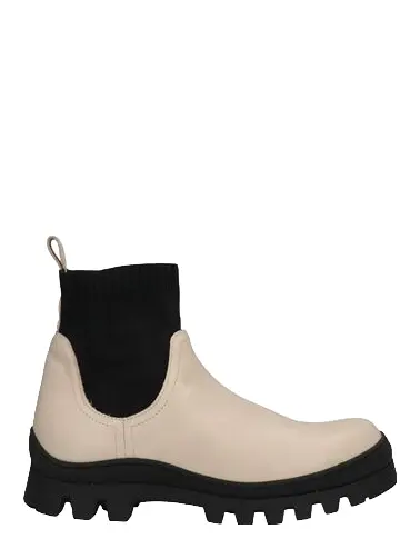 Liviana Conti Ankle Chelsea Boots - Beige