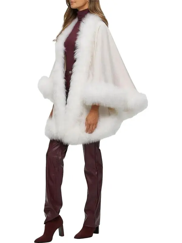 Gorski Cashmere Capelet With Shearling Trim - Ivory