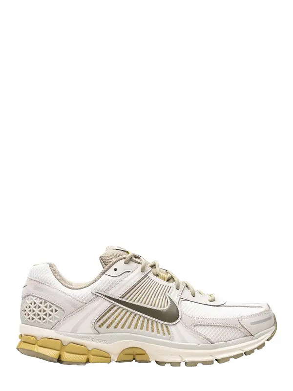 Nike Zoom Vomero 5 Sneakers - Neutrals