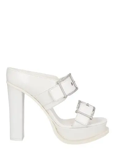 Alexander McQueen Sandals With Buckle Fastening - White