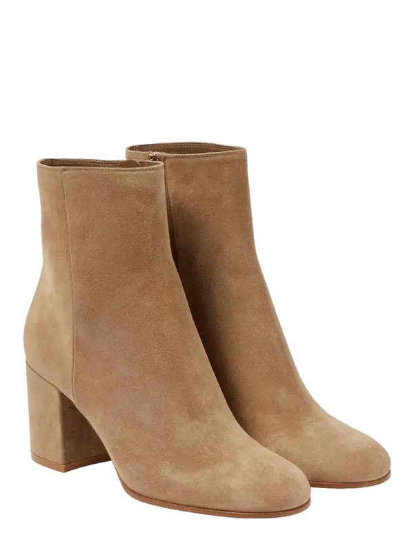 GIANVITO ROSSI Joelle Suede Ankle Boots - Beige