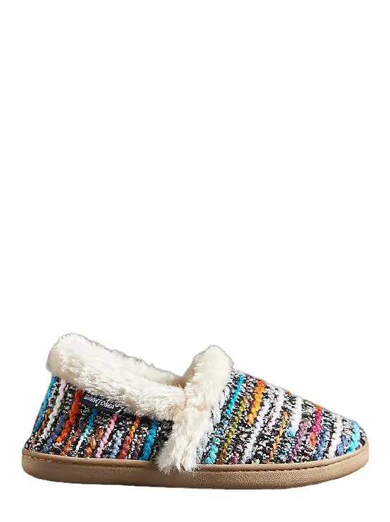 Minnetonka Dina Slippers - Multi