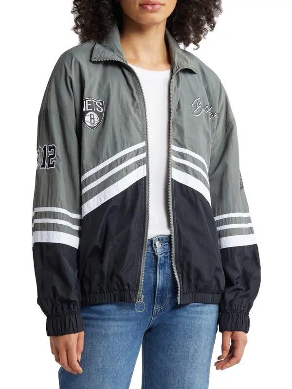 WEAR BY ERIN ANDREWS Brooklyn Nets Embroidered Zip-up Windbreaker - Silver