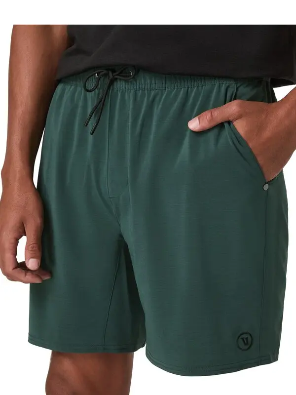 Vuori Elevate Kore Short - Hemlock