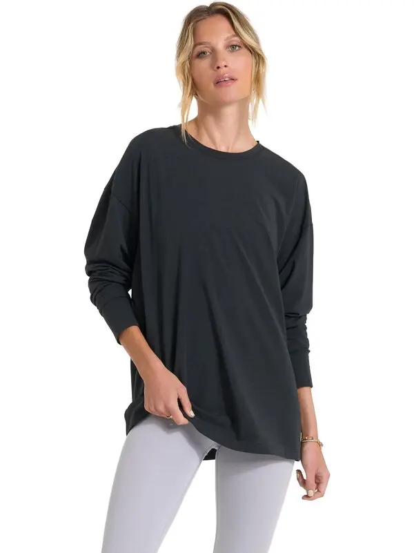 Vuori Long-sleeve Feather Tee - Washed Black