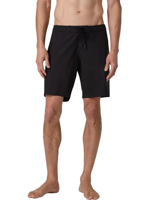 Vuori Infinity Boardshort - Black