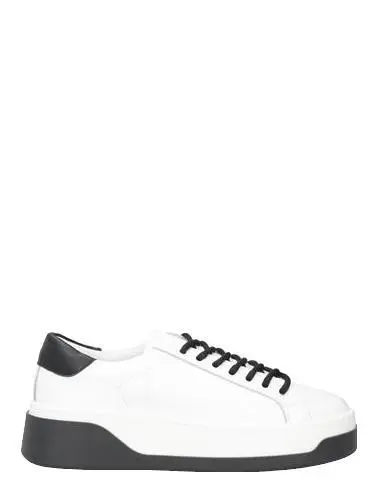 LEMARÉ Low-top Sneakers - White