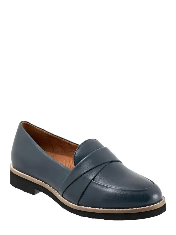 Softwalk Walsh Loafer - Navy