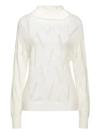 CARACTÈRE Knit Turtleneck Top - White