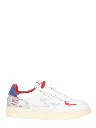 MOACONCEPT Low-top Sneakers - White