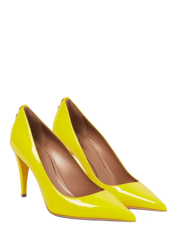 Valentino Garavani Rockstud Pumps - Yellow